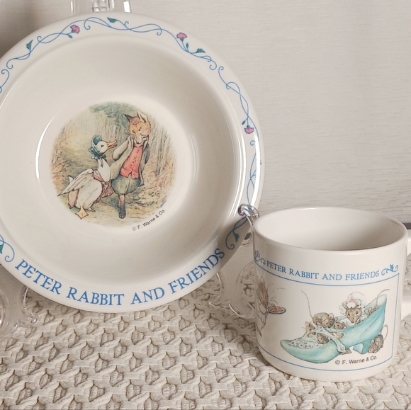 Eden | Dining | Vtg Eden Peter Rabbit And Friends F Warne Bowl And Cup ...